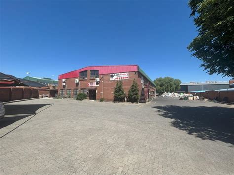 2045m² Warehouse To Let In Gateway Industrial Park Dylan Pietersen