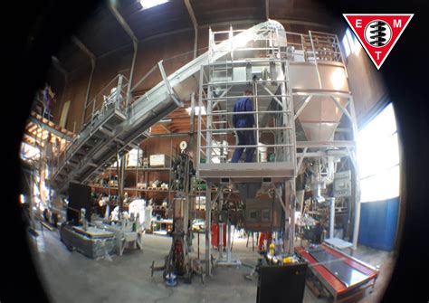 Portable Coating With Conveyor And Bypass Emt Products