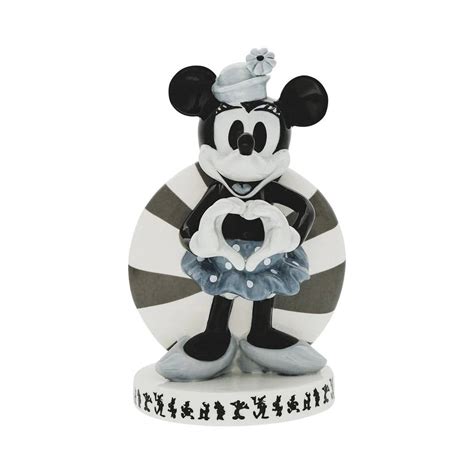 Old Minnie Mouse