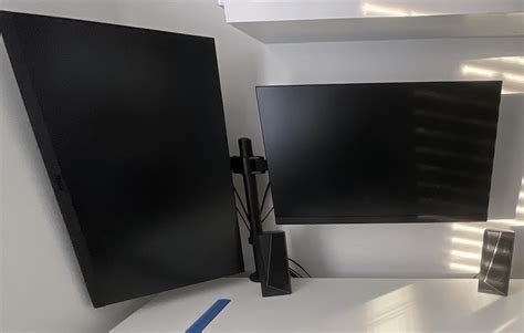 Ideas For Wallpapers With 1 Vertical 1 Horizontal Monitor With A Gap In