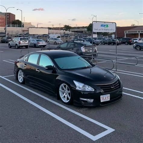 Slammed Nissan Altima Car