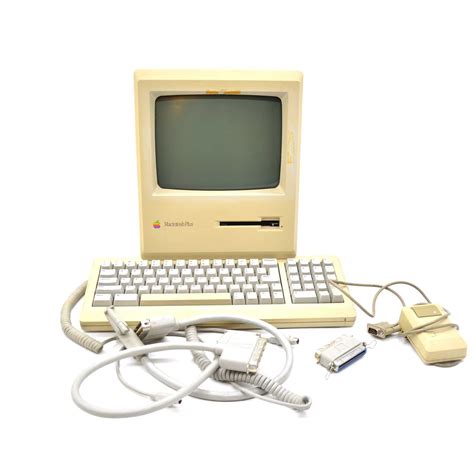 Lot 277 Apple Macintosh Plus Computer With Keyboard