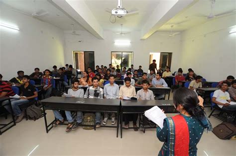 Class Room 5 Amiraj College Of Engineering And Technology In Ahmedabad Gujarat