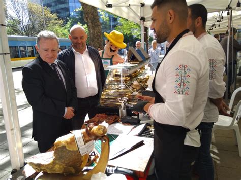 Фермерско изложение пред Министерството на земеделието и храните