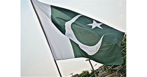 Пакистанските въоръжени сили 40 цивилни са загинали при сблъсъците с Индия