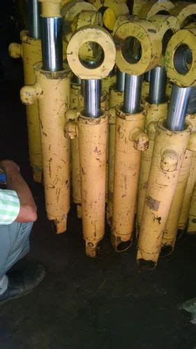 Red Double Acting Jack For Industrial At Rs 3500piece In Kolkata Id