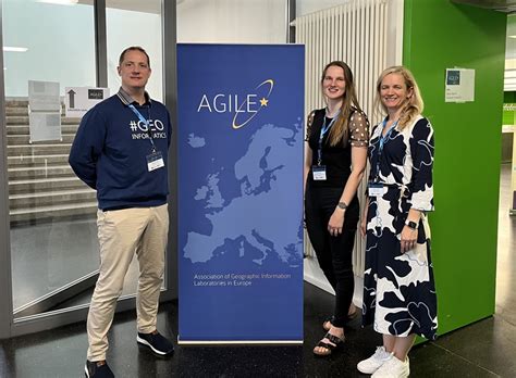 Xdggs A Community Developed Xarray Package To Support Planetary Dggs Data Cube Computations