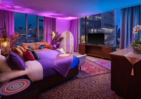 Hilton New York Times Square Unveils Aladdins Times Square Palace Suite