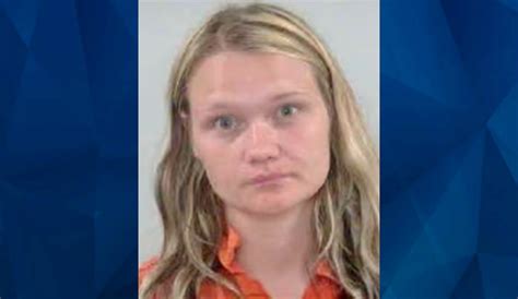 Haley Ann Nicole Blunt Naked Florida Woman Breaks Into Neighbors Home Wikibious