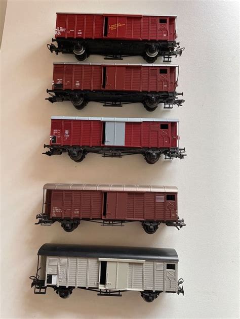 SBB Set mit fünf Güterwagen mit Schiebetüre Märklin Kaufen auf Ricardo