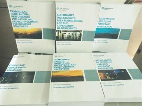2018 CFA Curriculum Institute Level 1 2 3 Entrance Exam Books कमपटशन क कतब