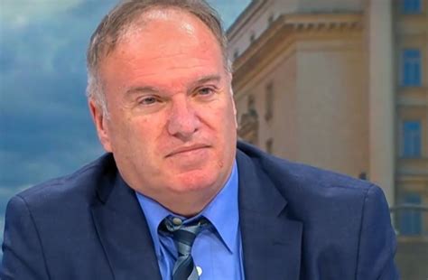 Проф Владимир Чуков Ако Путин спечели войната в Украйна за европейците ще е опасно