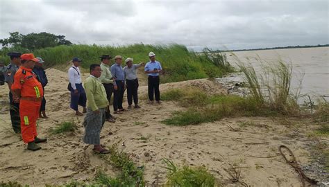 ဧရာဝတီတိုင်းဒေသကြီး လူမှုရေးရာဝန်ကြီး ဦးခင်မောင်ကြည်နှင့်အဖွဲ့ဝင်များ မ