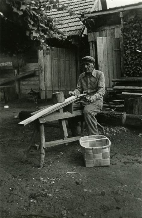 Етнографічне районування України Україна Споконвічна Народне будівництво традиційний побут