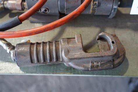 Hurst Pneumatic Hand Pump W Hand Shear Attachment Stock 19854