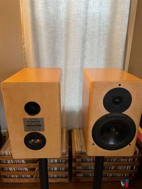 Av123 Onix X Ls Bookshelf Speakers Designed By Gr Research For Sale Us Audio Mart