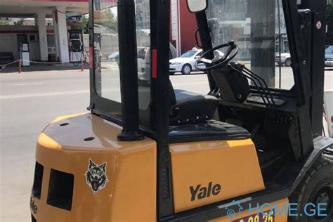 ქირავდება ან იყიდება დამტვირთველები 3 და 2 5 ტონიანი Toyota