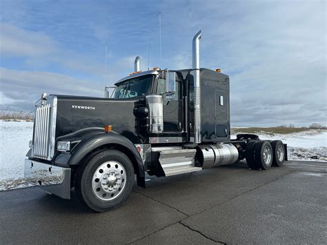 2025 Kenworth W900l Kwpa