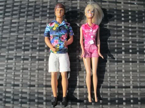 Mattel Disney Toy Story 3 Ken And Barbie Hawaiian Vacation Doll Figure