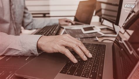 5 Reasons To Invest In Custom Software Easy Communication And Technology
