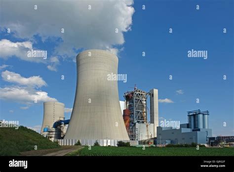 Cooling Tower Construction Stock Photo Alamy
