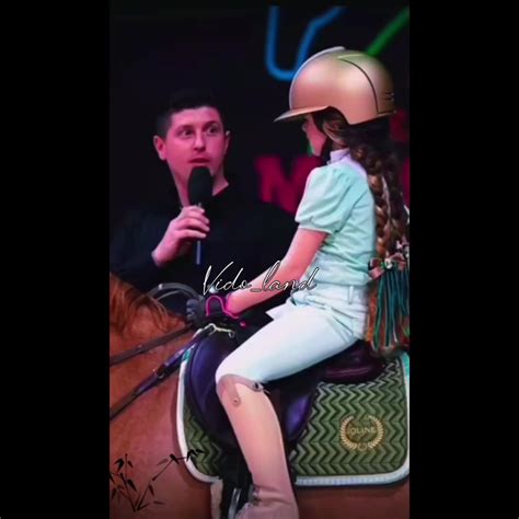 اسب سواری دختر