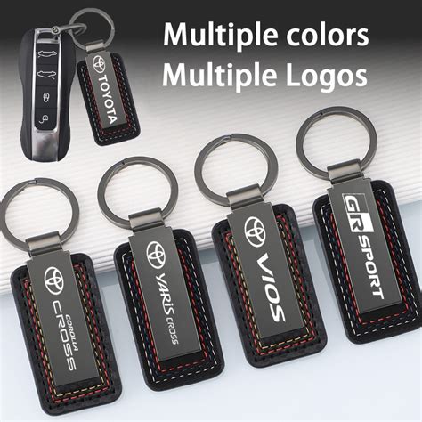 Toyota Car Genuine Leather Carbon Fiber Patterned Metal Key Pendant Car