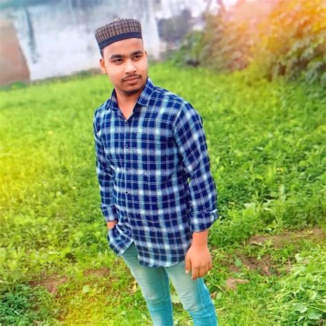 Aayan Turk Aayan Turk Threads Say More