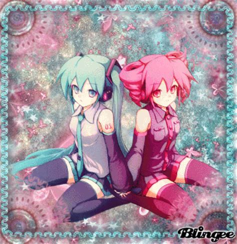 Miku Hatsune and Teto Kasane 写真 131506540 Blingee com