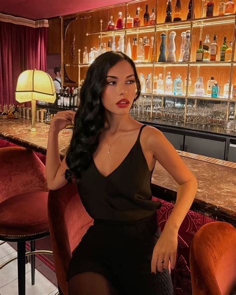 1v1chat 与真人进行一对一视频聊天