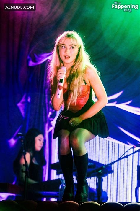 Sabrina Carpenter S Sexy Performance At Birmingham S O Academy AZNude