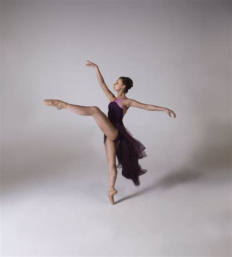 Sophia Lucia On Pointe