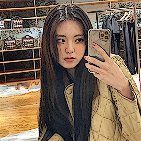 Yuna Artis Kecil Foto Lucu Awan