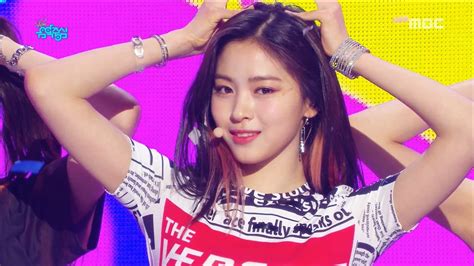 있지 달라달라 Itzy Dalla Dalla Zum Tv