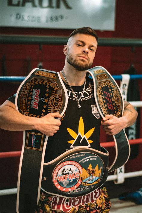 Photo Gratuite De Arène De Boxe Arts Martiaux Athlète Athlète Masculin Barbe Boxe Boxeur