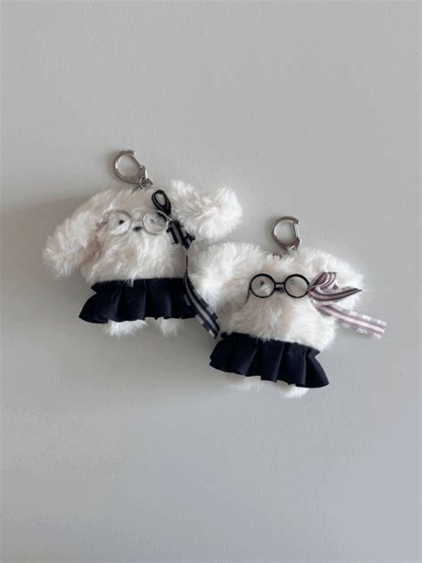 긱시크 교복 강아지 키링 에이블리