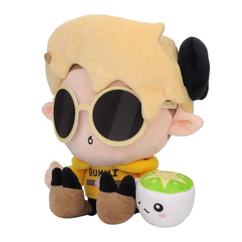 Lucas Plush Makeship