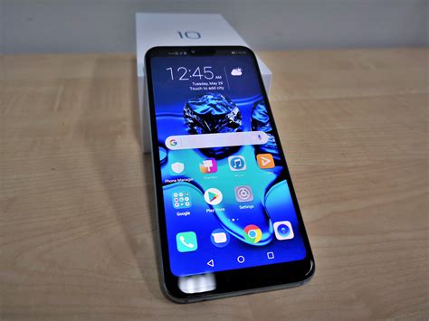 Honor 10 Review - Huawei P20 Pro at half the price? - The Tech ...