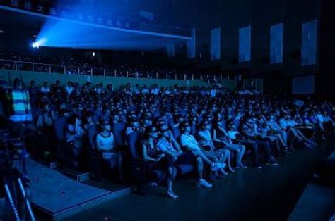 В правительстве предложили отменить возрастные ограничения на кино и ...