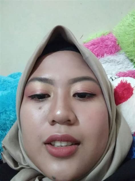 Pin On Foto Diri Beautiful Hijab Beautiful Muslim Women Hijab
