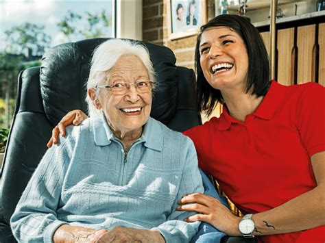 Besuch Der Tagespflege H Lt Fit Tag Der Offenen T R Caritasverband Paderborn