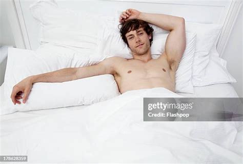 Shoulders Bare Photos And Premium High Res Pictures Getty Images