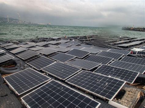 Floating Pv System Mysteriously Washes Up On Hong Kong Beach Pv