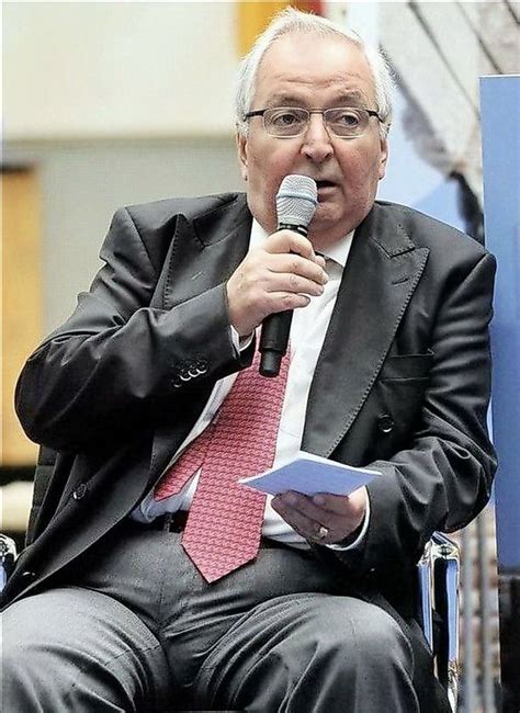 Handsome Older Men Smart Men Young Love Mens Suits Hot Guys Man