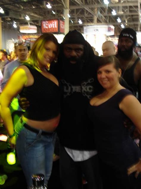 Anybody Know Who This Cutie Is With Lisa Sparxxx And Kimbo Slice