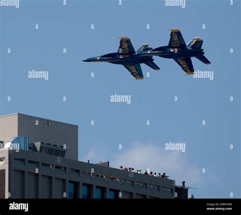 Chicago Indiana Usa 10th Aug 2024 Air Show Fans With Some Of The Best Seats In The House