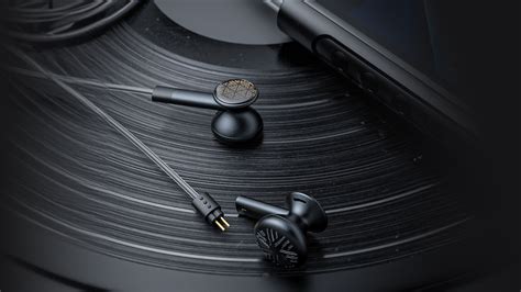 Fiio Unveils Ff3s Detachable Cable “drum” Type Dual Cavity Earbuds At A