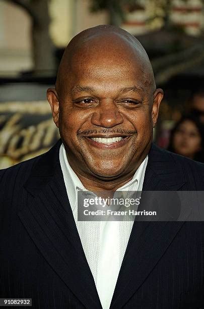 940 Charles Dutton Photos And High Res Pictures Getty Images