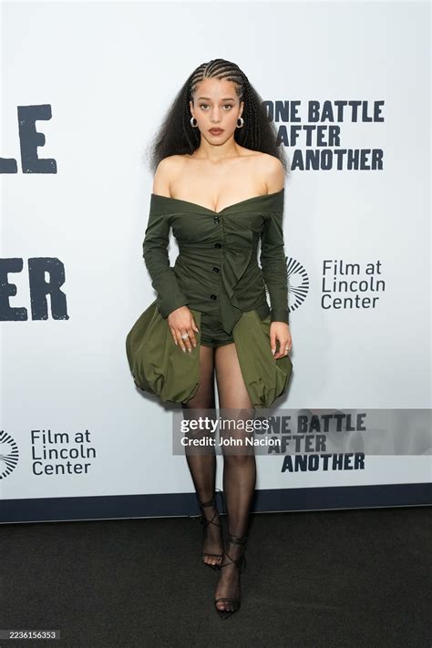 Chase Infinitis Feet