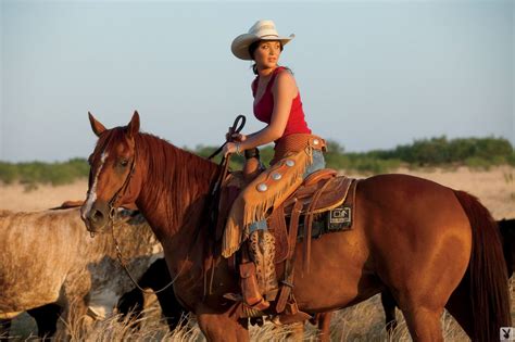 Western Girl Wallpapers 4k Hd Western Girl Backgrounds On Wallpaperbat